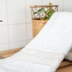 How much does a towel weigh?